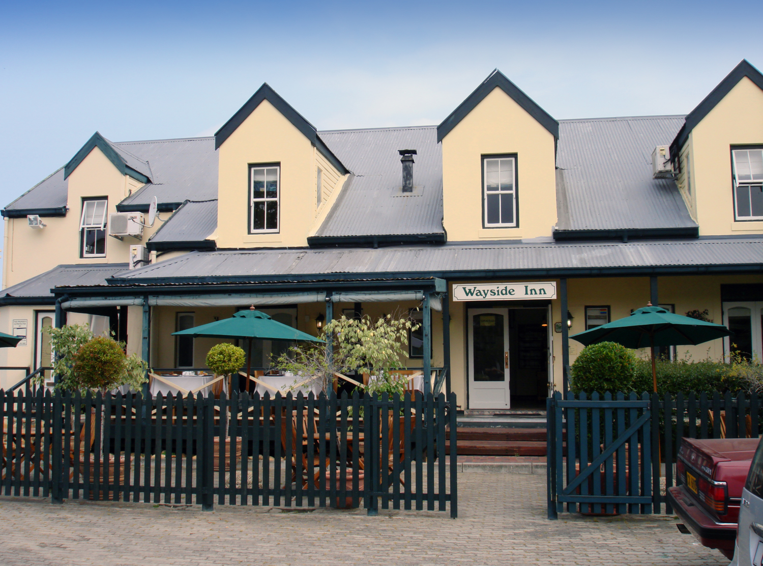 Introduction to the Knysna Wayside Inn | Knysna Wayside Inn